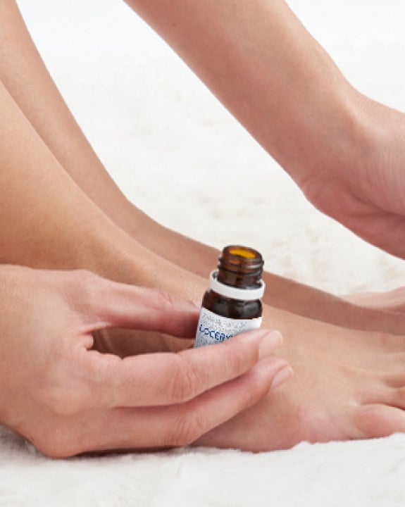 How It Works: Treating Nail Fungus With Amorolfine | Loceryl®